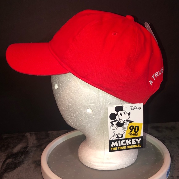 Disney | Accessories | Nwt Mickey Mouse Adult Unisex Cap | Poshmark